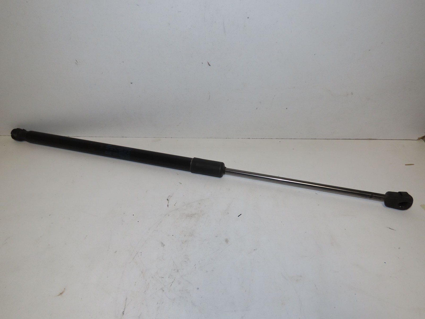 VERIN G HAYON : 2GA827550C | VOLKSWAGEN T ROC